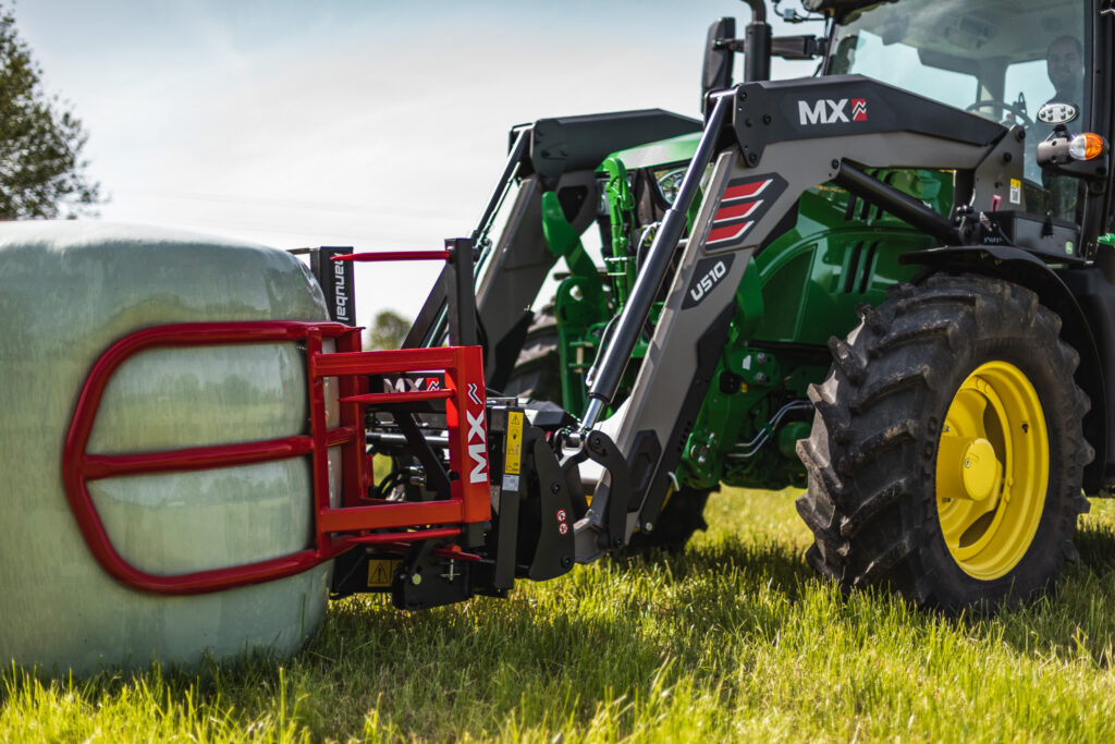 3ème fonction: l’option indispensable pour toute manutention agricole - MX