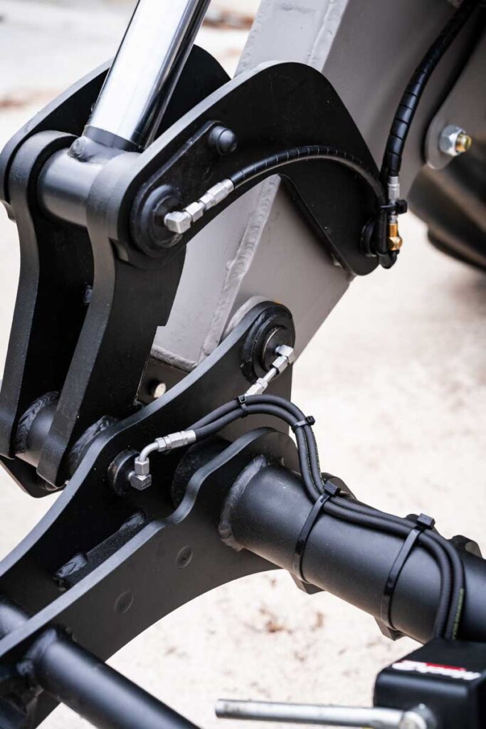 AUTO-GREASE automatic lubrication system for the TX400 loader - MX