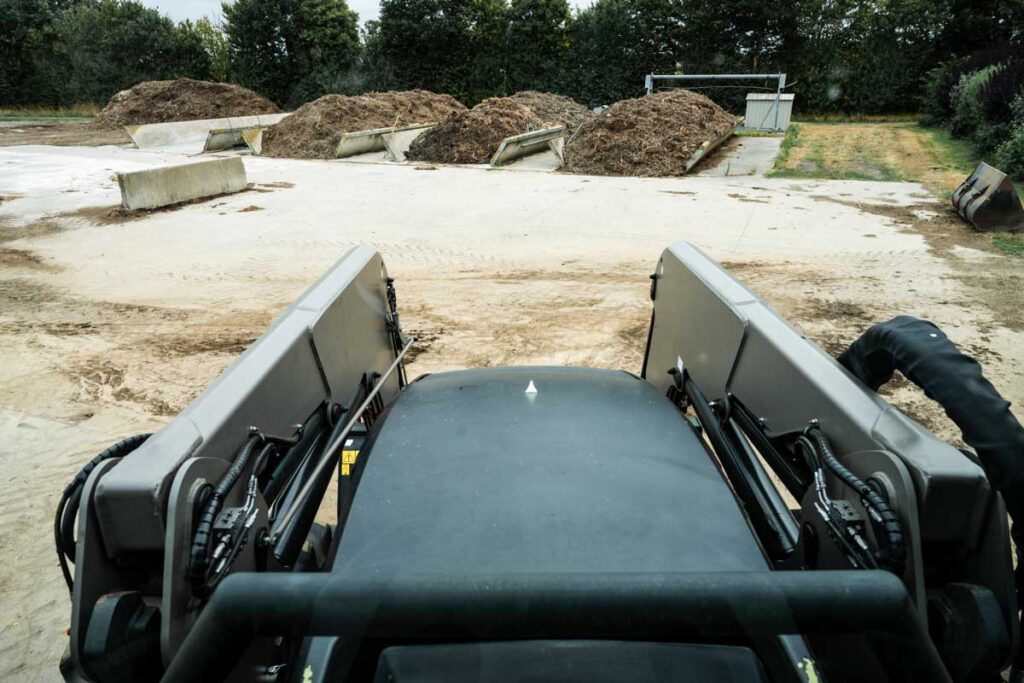 AUTO-GREASE automatic lubrication system for the TX400 loader - MX